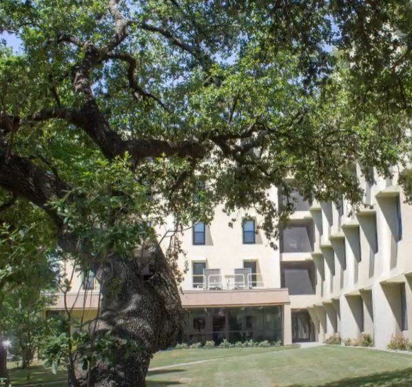 Pathways at North Loop | Apartments in Austin, TX