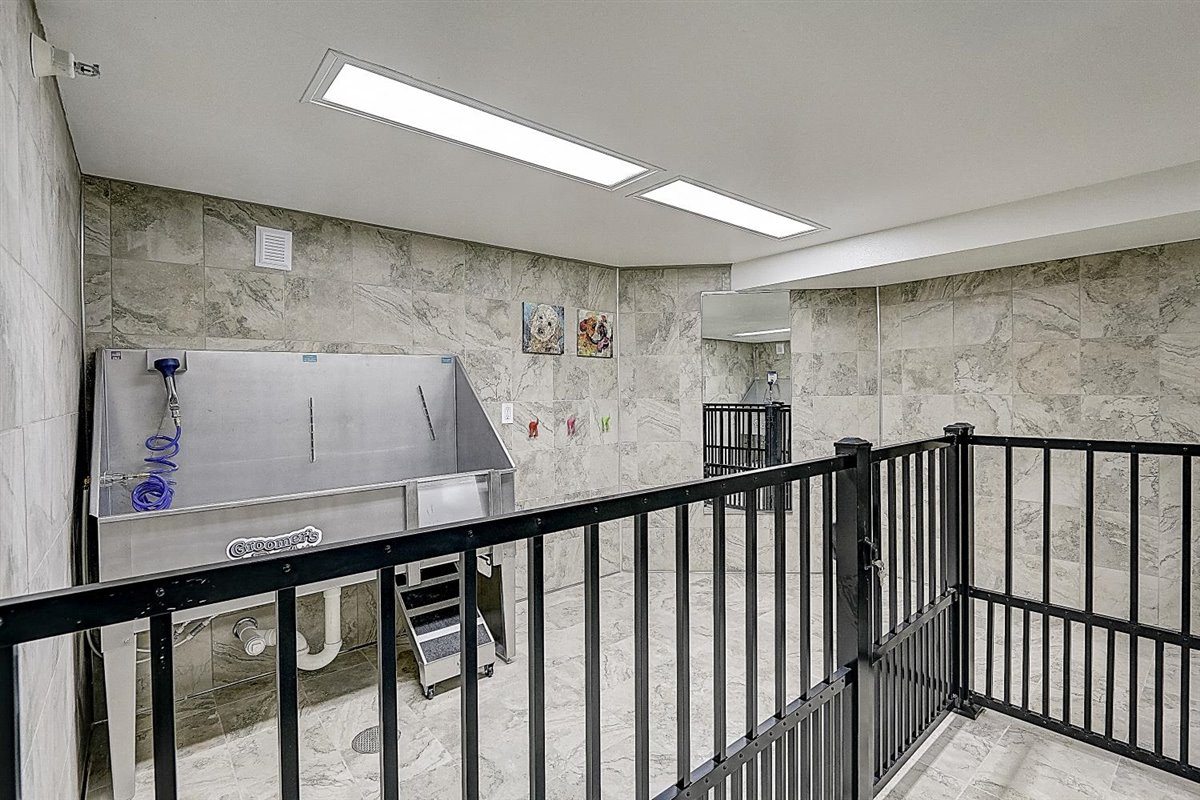 Hawthorne Terrace | Apartments in Wauwatosa, WI