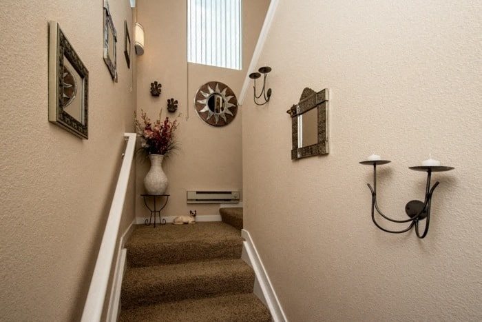 Photos and Video of Golden Pointe Apartments in GOLDEN, CO