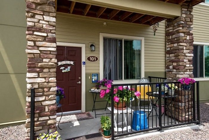 Photos and Video of Golden Pointe Apartments in GOLDEN, CO