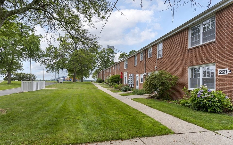 Photos and Video of Fort Hamilton Family Homes in Brooklyn, NY