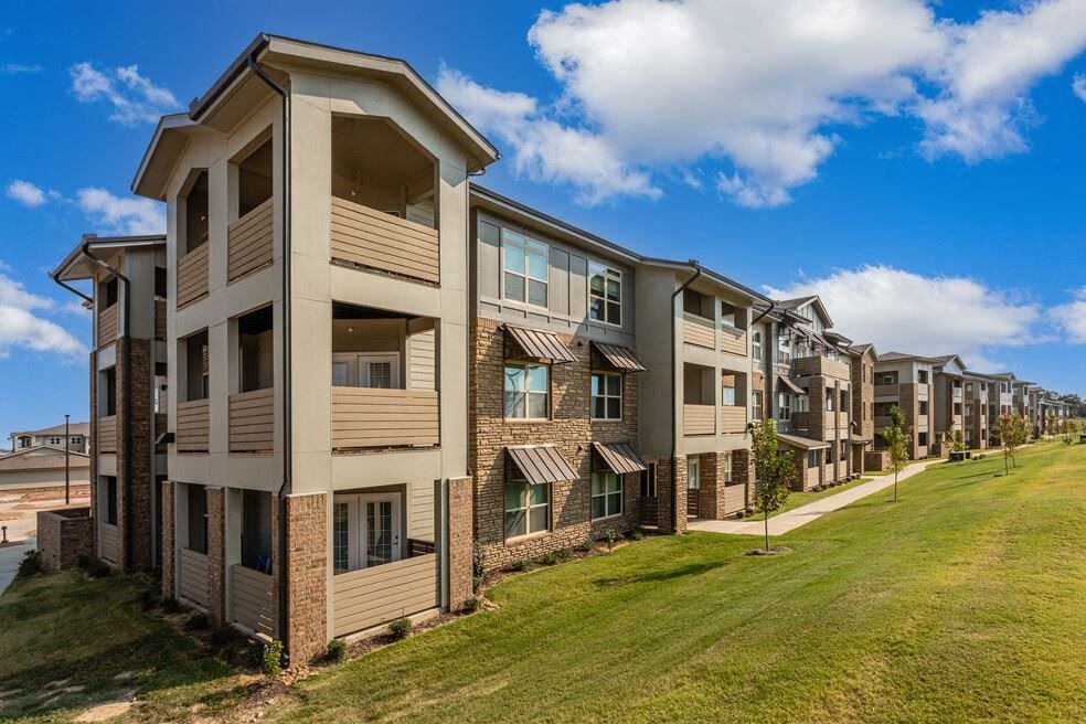 The Trails at the Crossings | Apartments in Springdale, AR