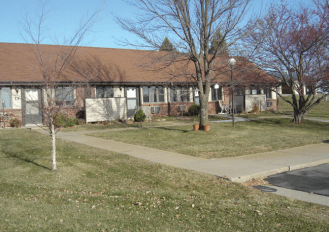 Douglas County Housing Authority (NE) | Apartments in Omaha, NE