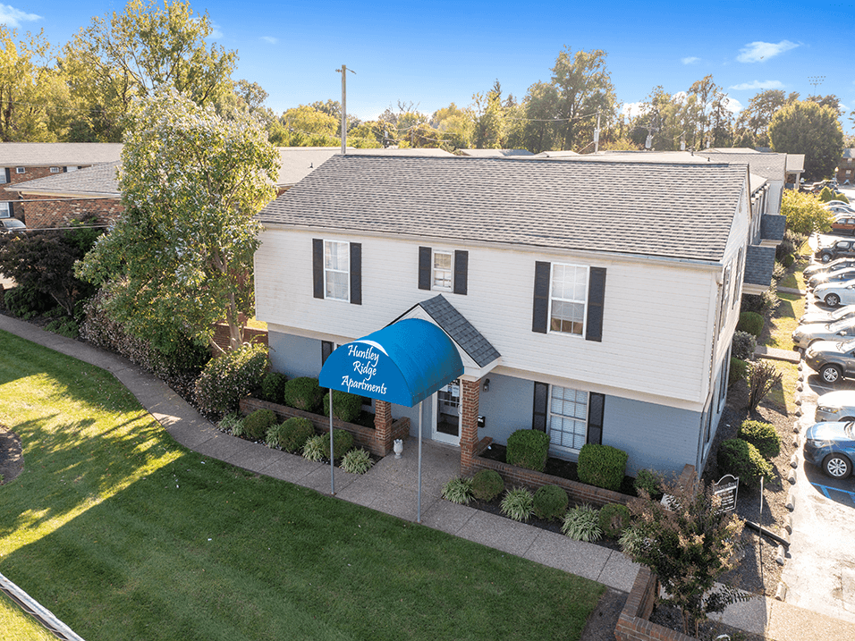 Huntley Ridge Clarksville | Apartments in Clarksville, IN