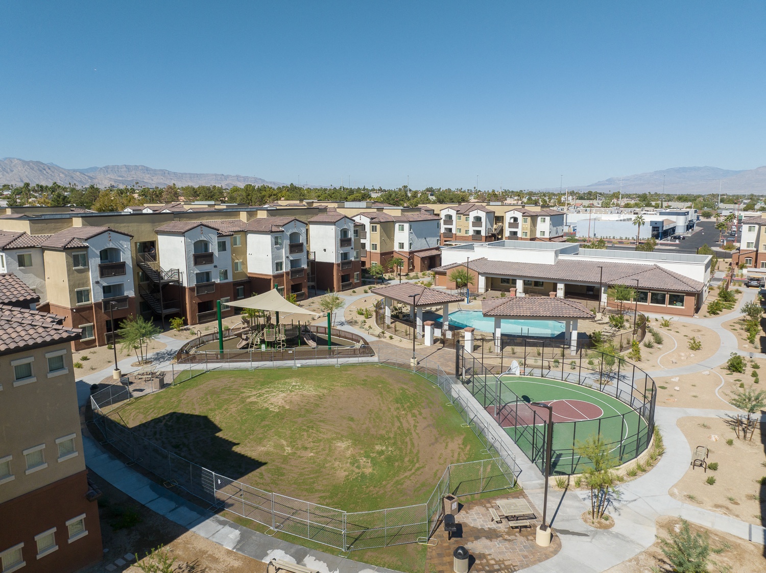 Photos and Video of Decatur Commons Family in Las Vegas, NV
