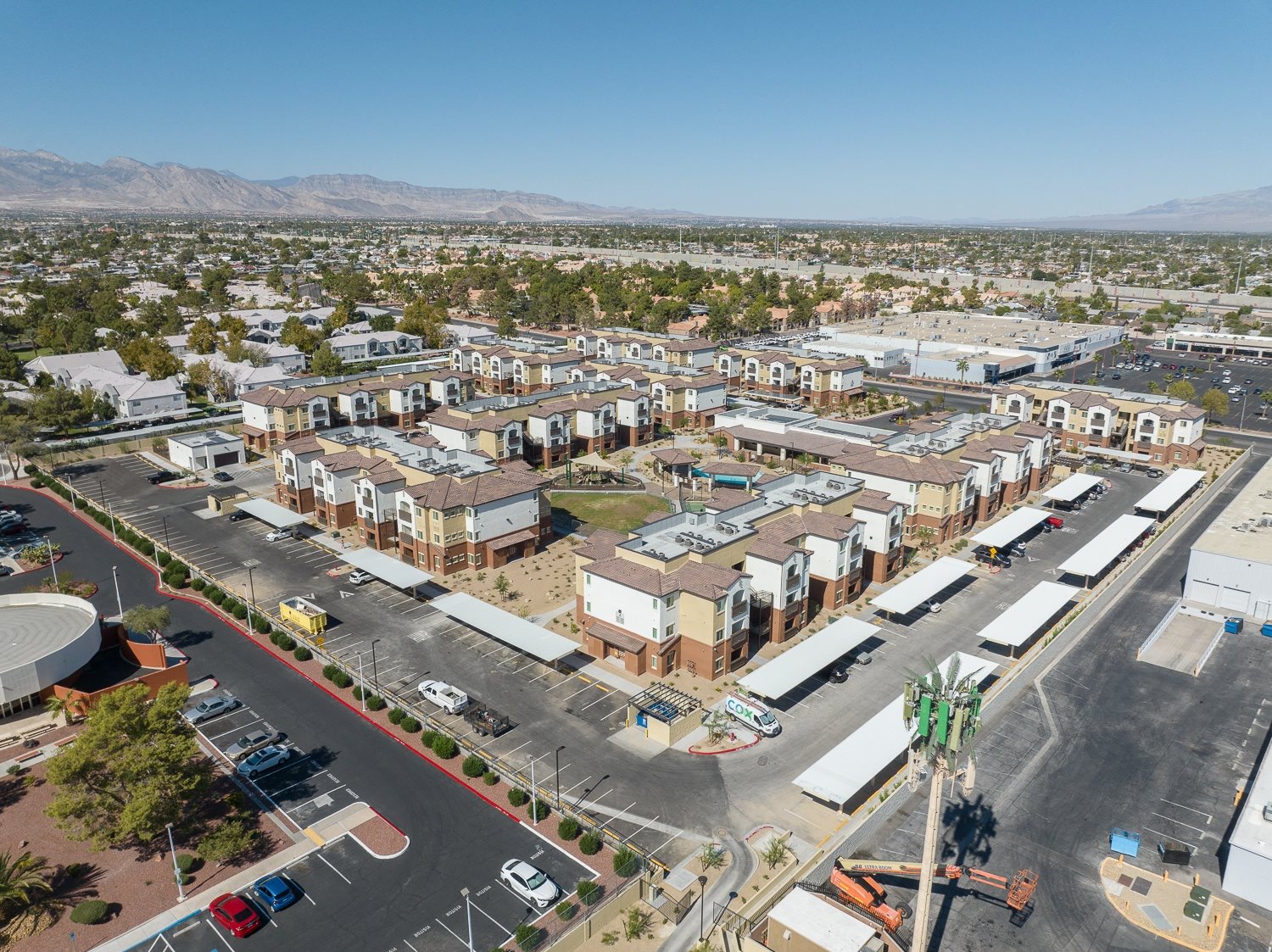 Photos and Video of Decatur Commons Family in Las Vegas, NV
