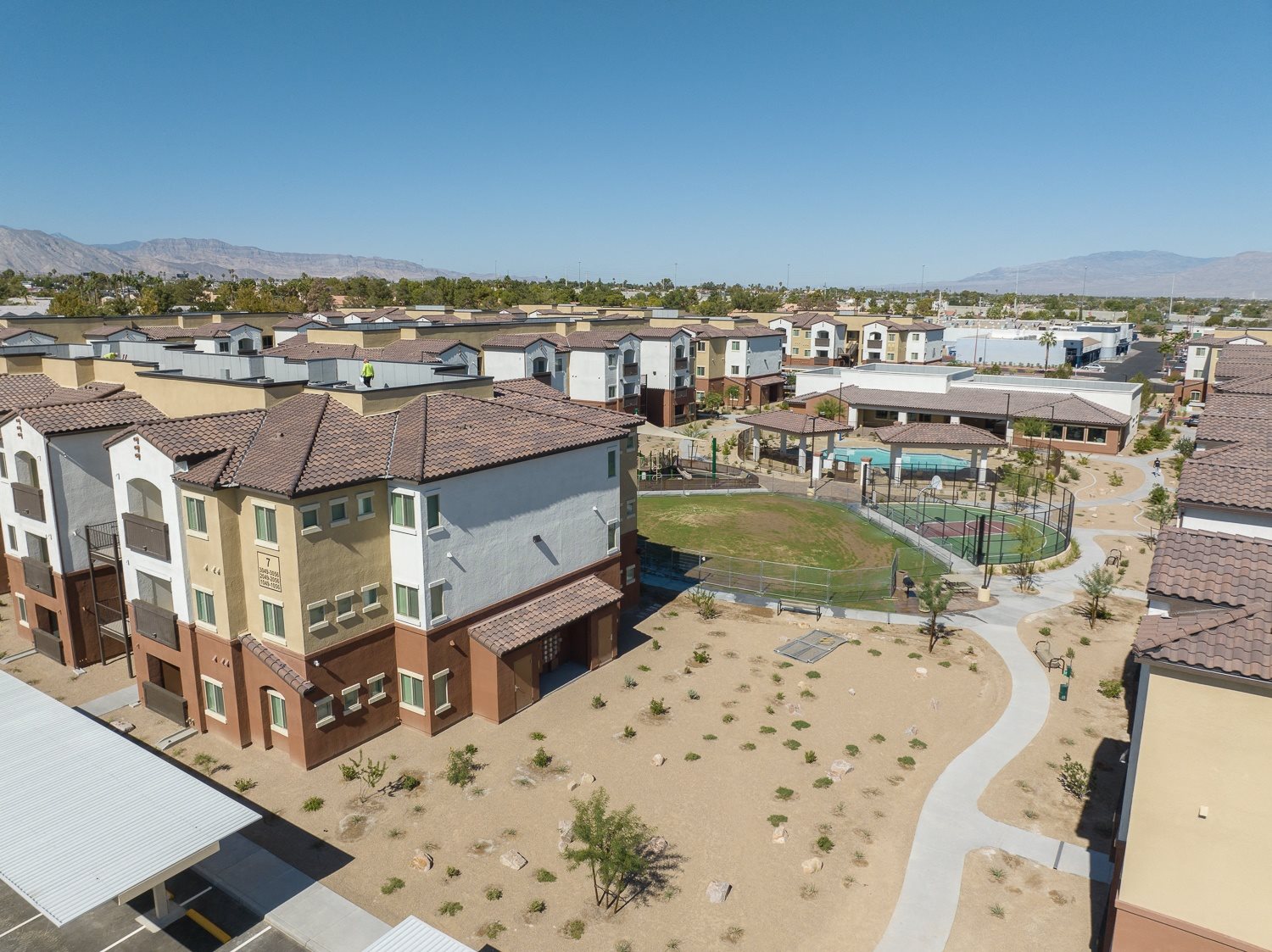 Photos and Video of Decatur Commons Family in Las Vegas, NV
