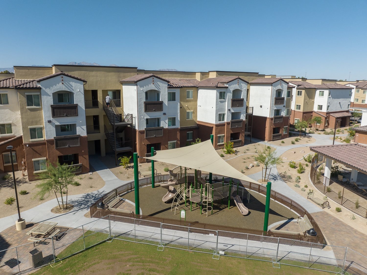 Photos and Video of Decatur Commons Family in Las Vegas, NV