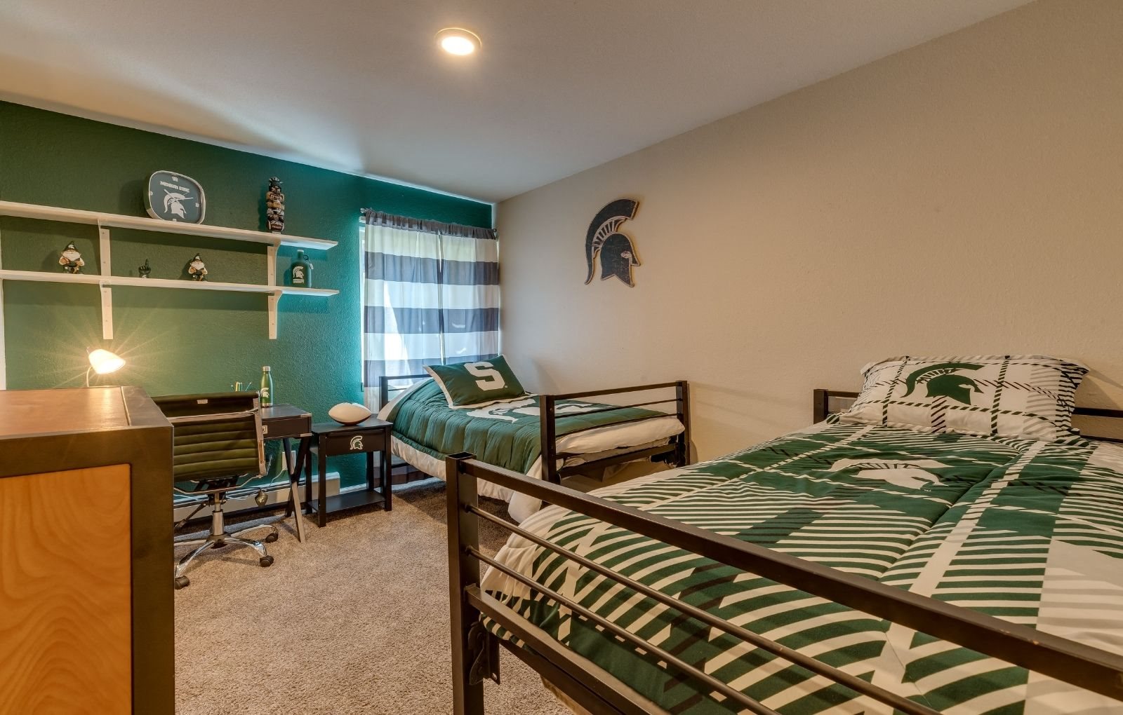 East Lansing Apartments for rent near MSU | MSU Off Campus Housing