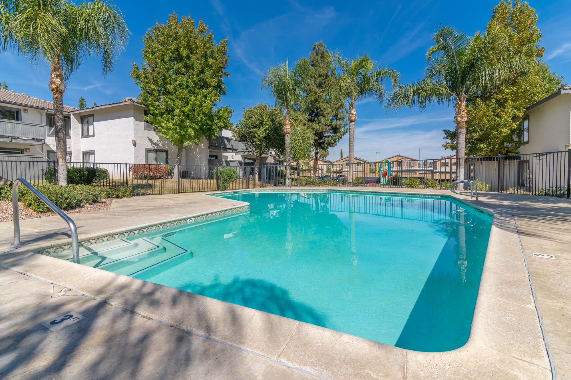 Shoreline Apartments Lake Elsinore