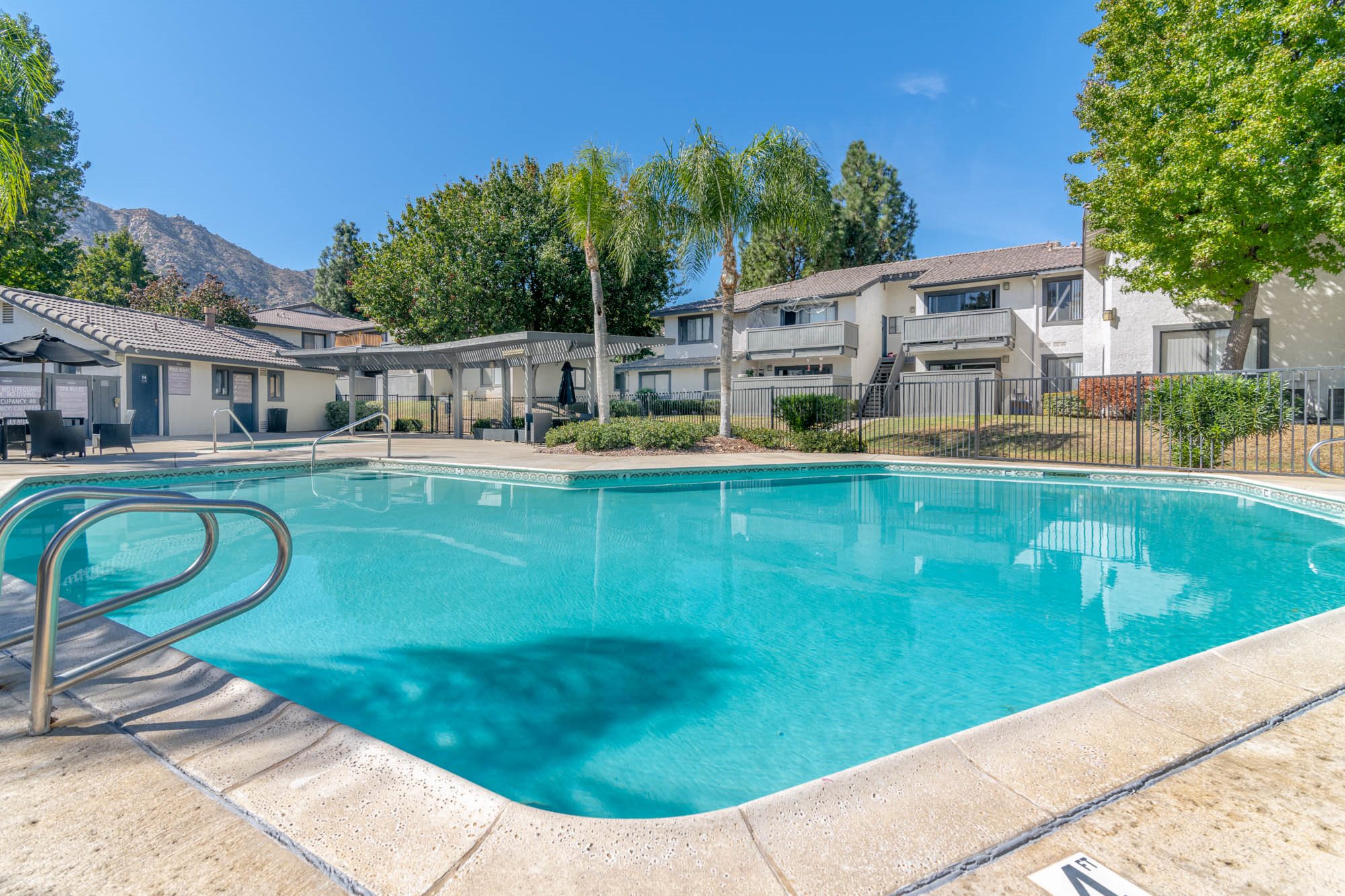 Shoreline Apartments Lake Elsinore