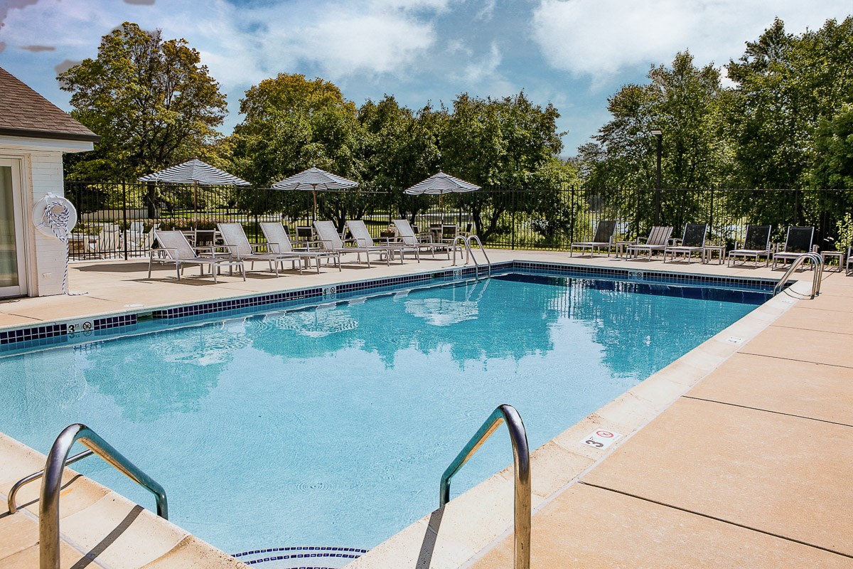 Photos and Video of Fairways of Naperville in Naperville, IL