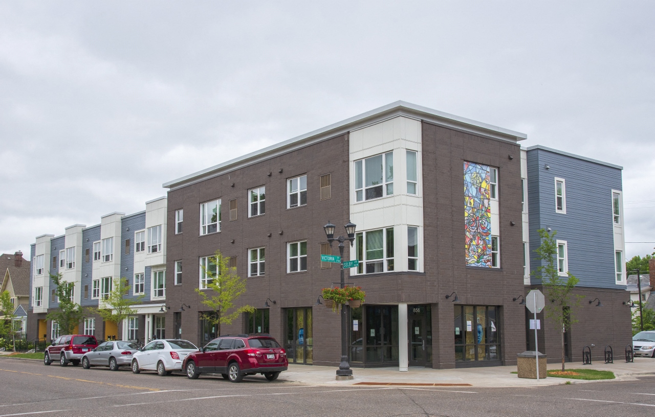 Selby Milton Victoria | Apartments in St. Paul, MN
