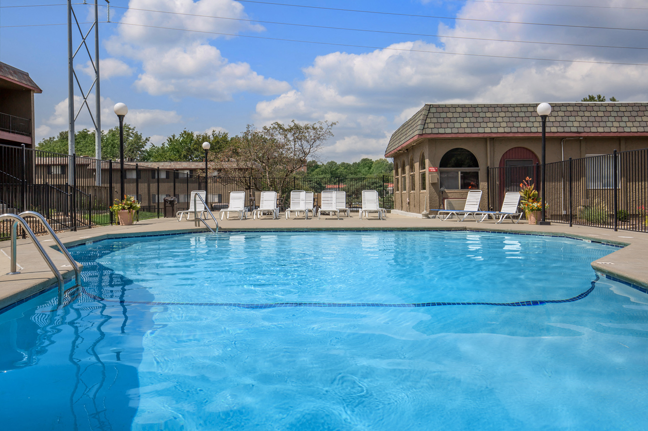 Fiesta Square | Apartment and Community Amenities