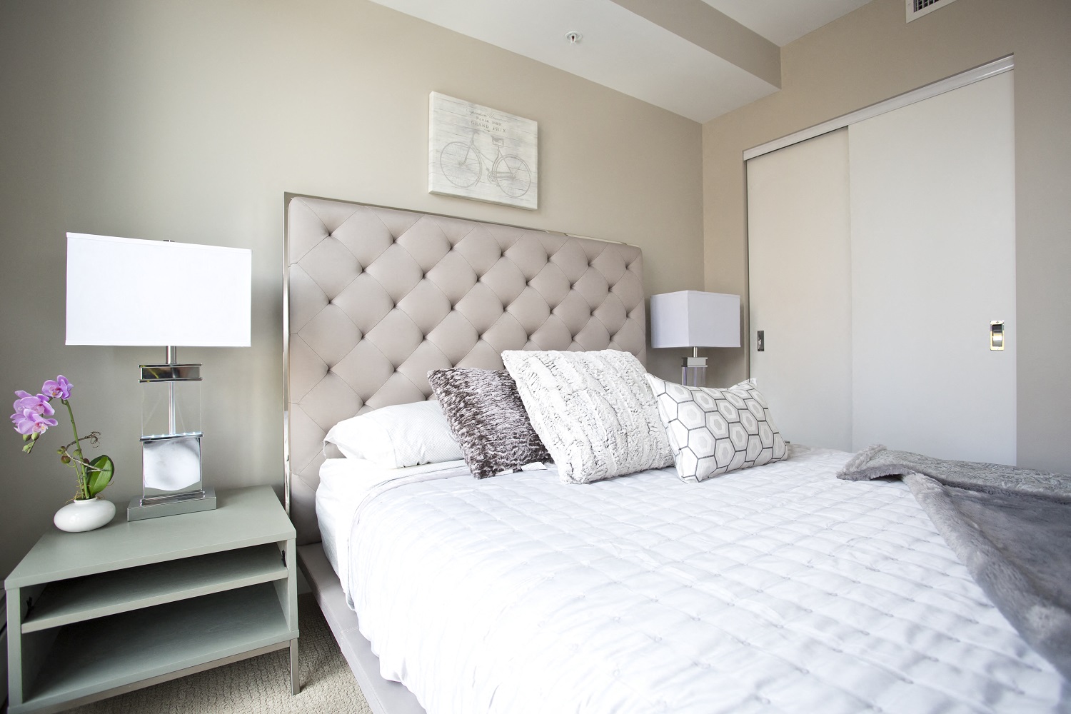 The Hendrix | Suites in Edmonton, AB