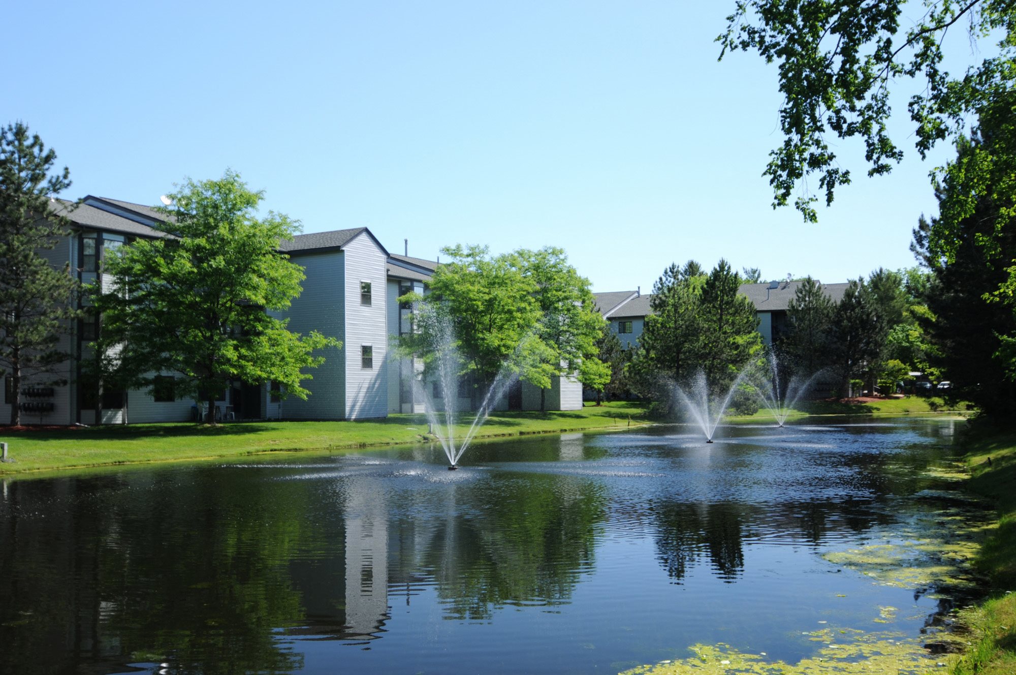 Arbor Glen Apartments | Apartments in East Lansing, MI