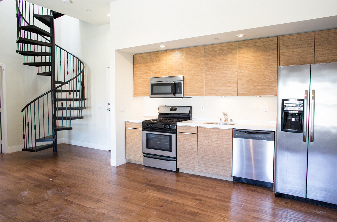 Brownstone Lofts | Apartments in Los Angeles, CA