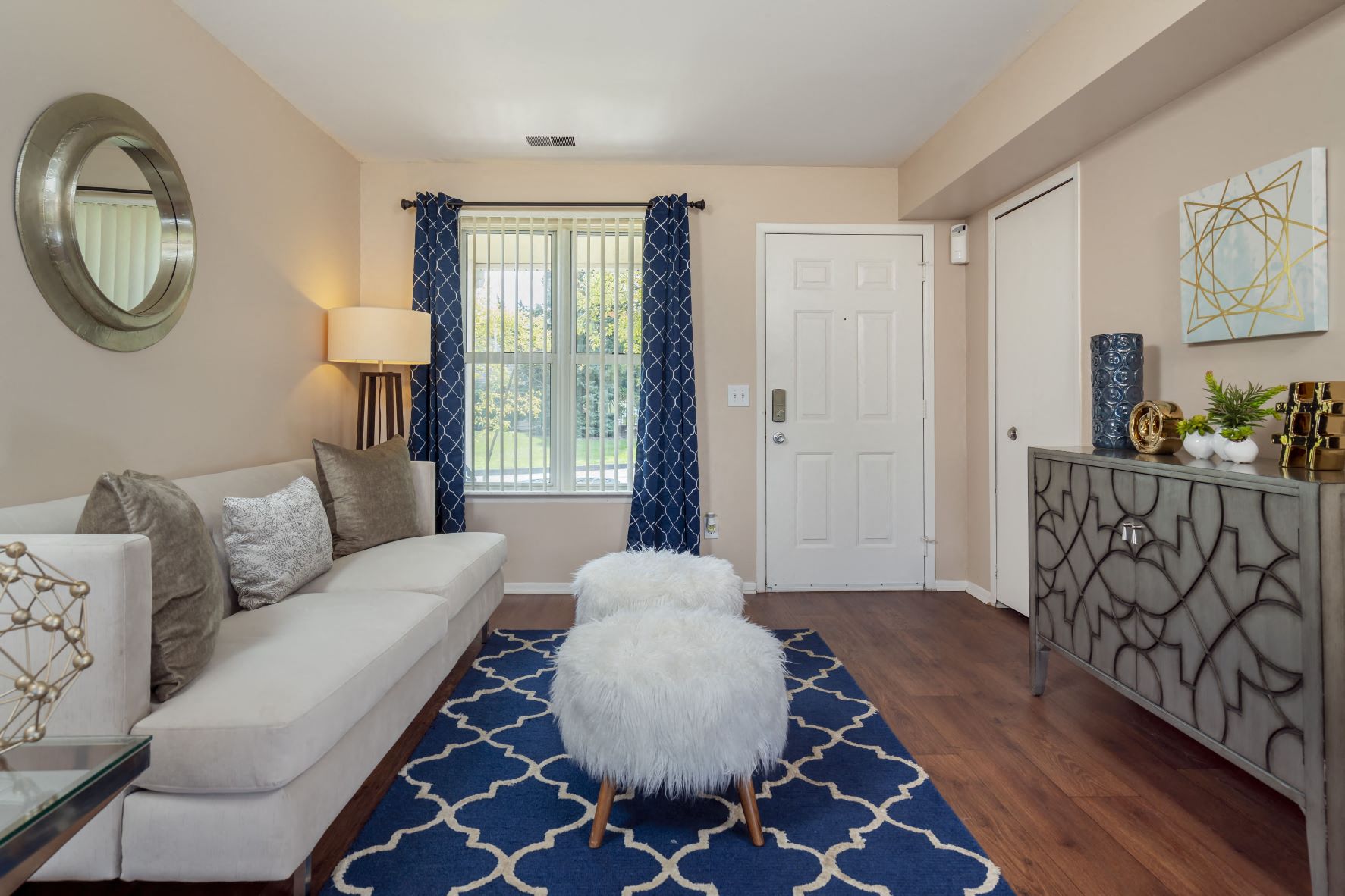 Clinton Place Apartments | Apartments in Clinton Township, MI
