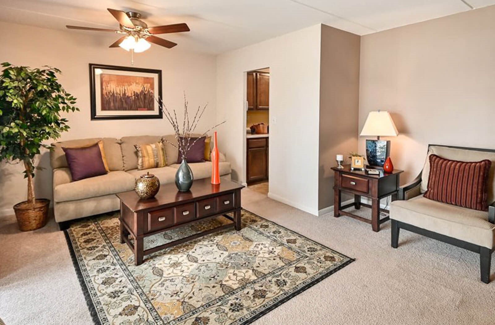 Fox Crest Apartments | Apartments in Waukegan, IL For Rent