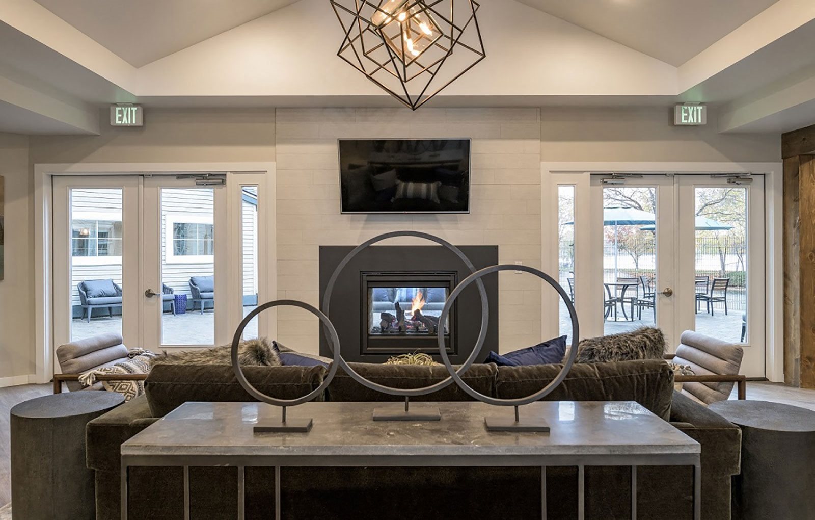 Lake Harbor Boise Apartments | Edgewater Apartments