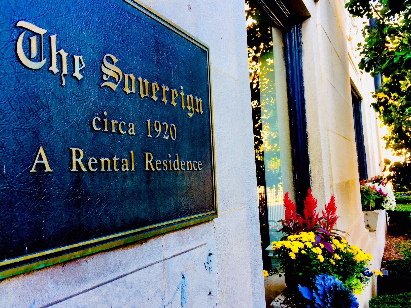 The Sovereign | Apartments in Chicago, IL