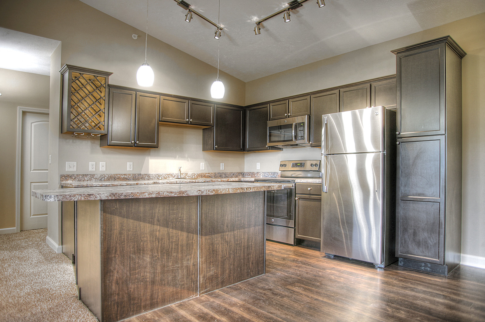 Summit Falls | Apartments in Lincoln, NE