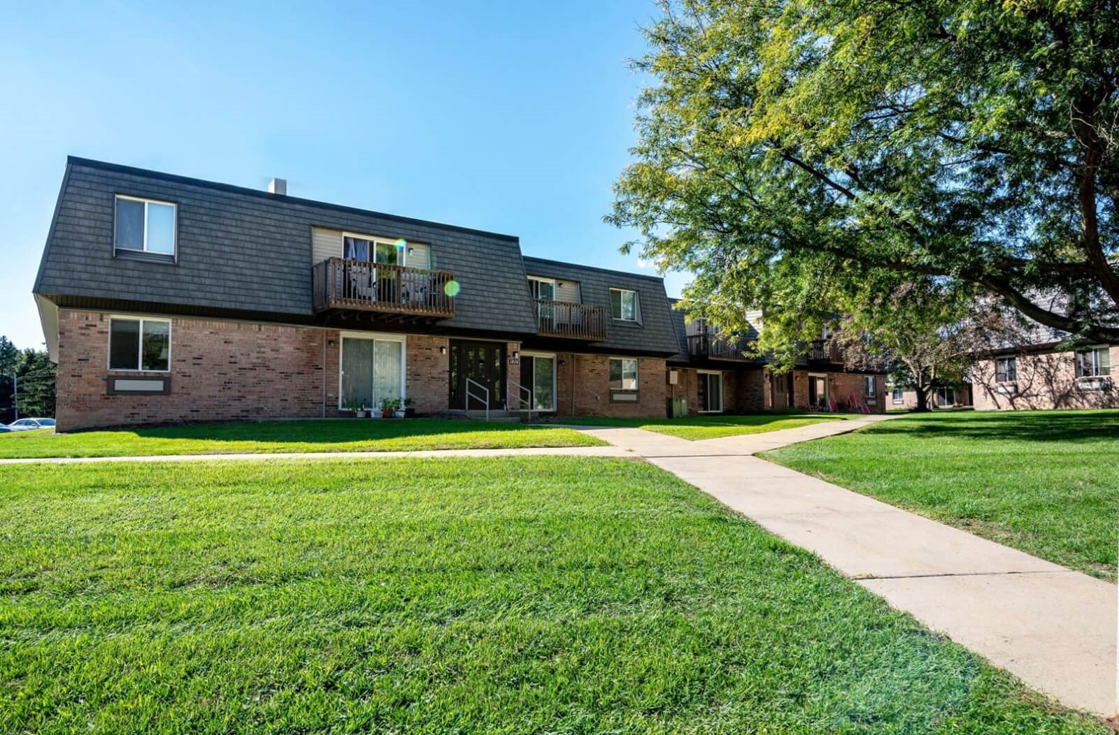 Hamilton Trace Apartments| Affordable Apartments in Okemos, MI