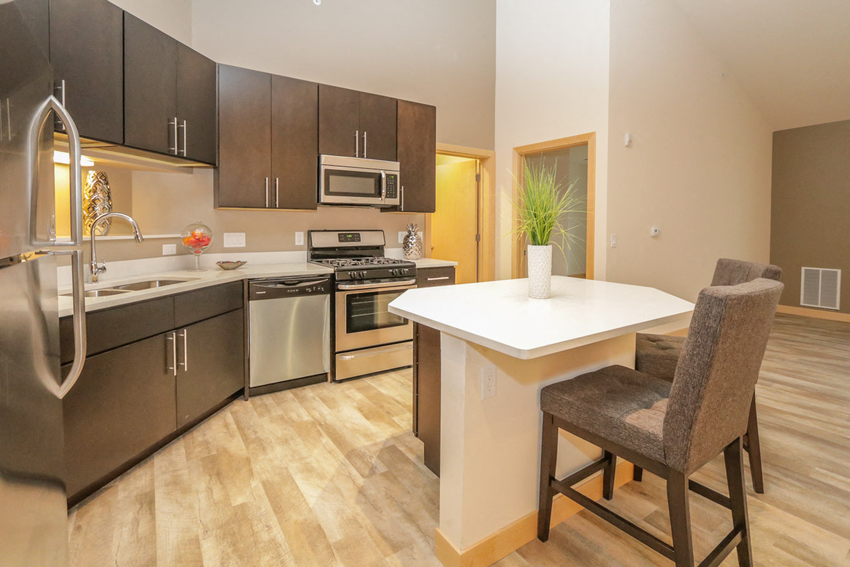 Conservancy Pointe | Apartments in Sun Prairie, WI