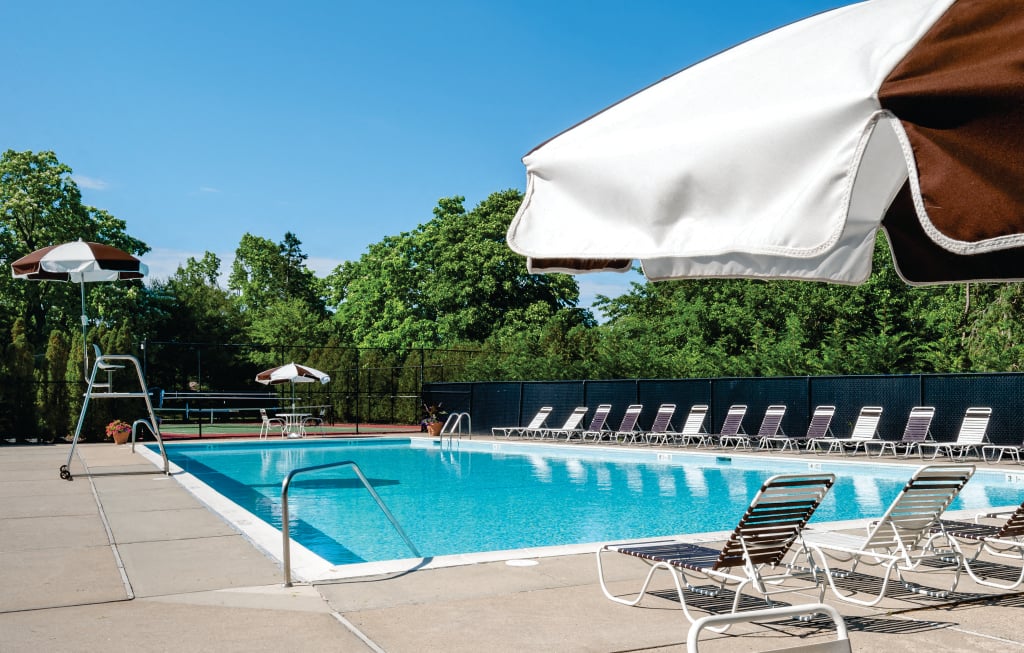 Holbrook Apartments | Hillcrest Village Luxury Apartments