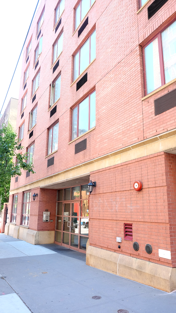 Photos and Video of 316 E 63 Street in New York, NY