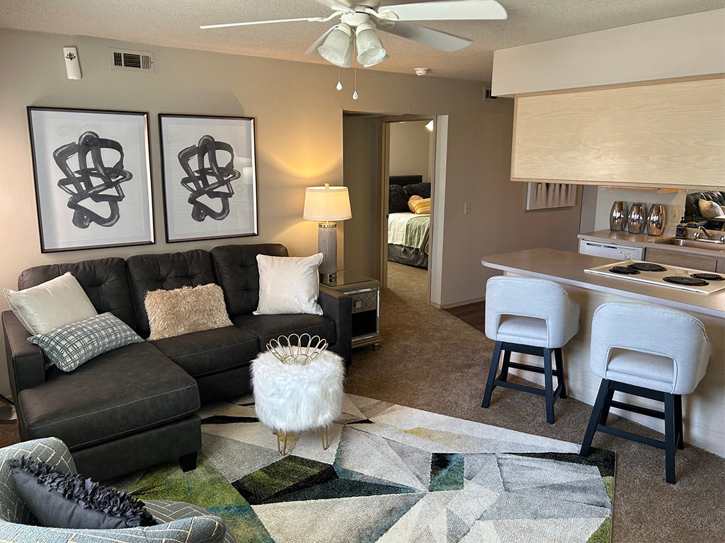 Photos and Video of Markham Hill in Fayetteville, AR