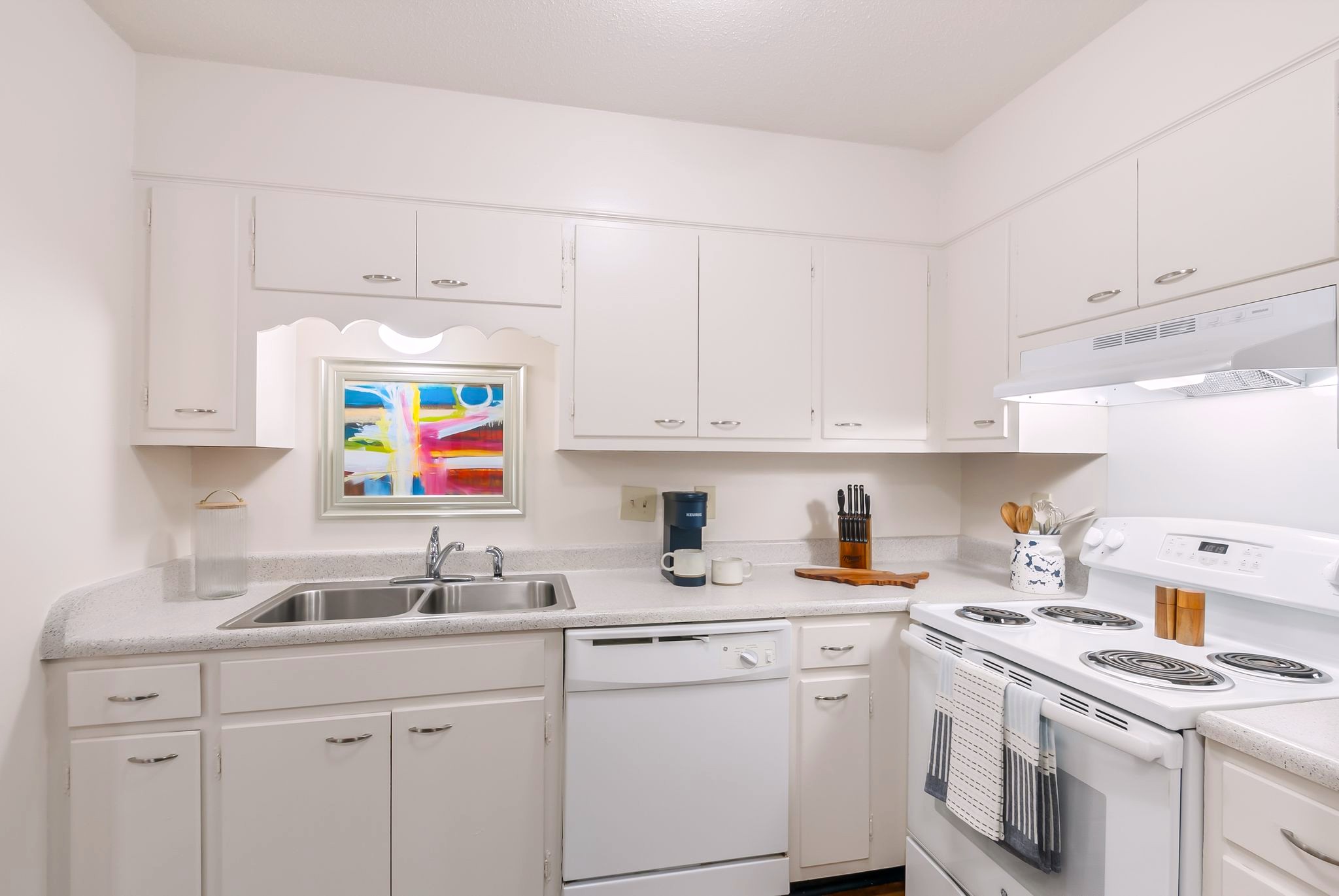 Waterford Square Apartment Homes | Apartments in Huntsville, AL