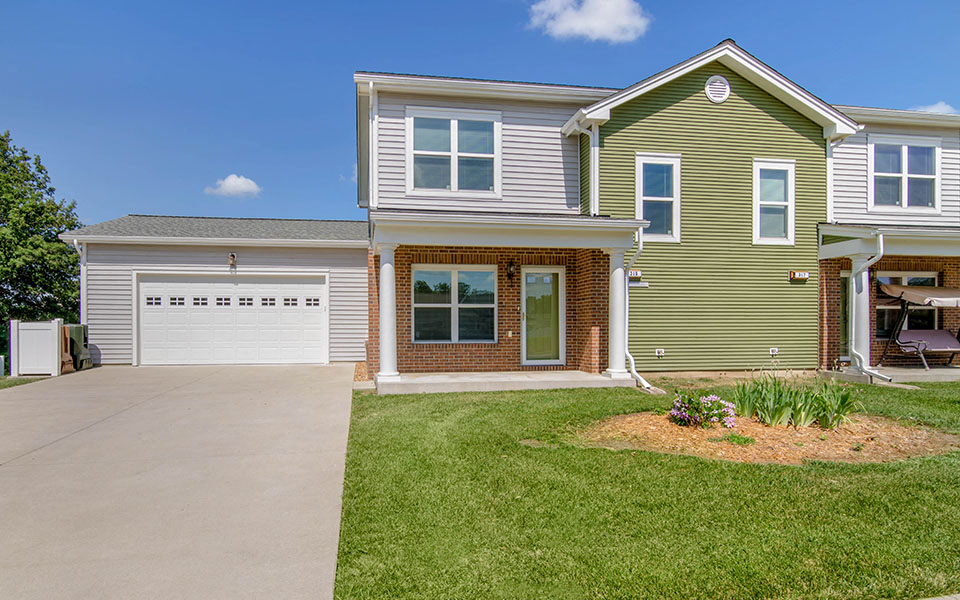 Whiteman Family Homes | Family Housing in Whiteman AFB, MO | Photos