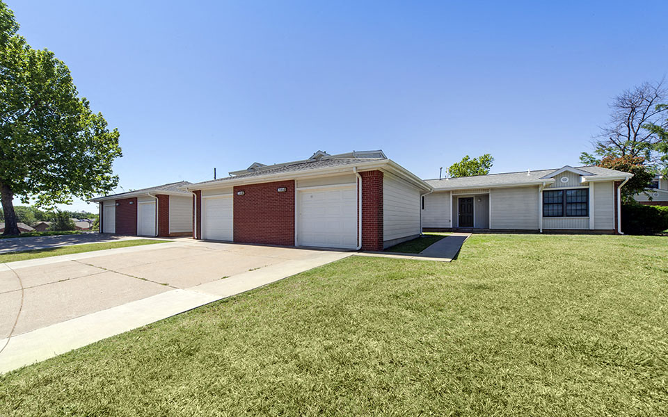 Tinker AFB Homes | Family Housing at Tinker AFB, OK | Photos