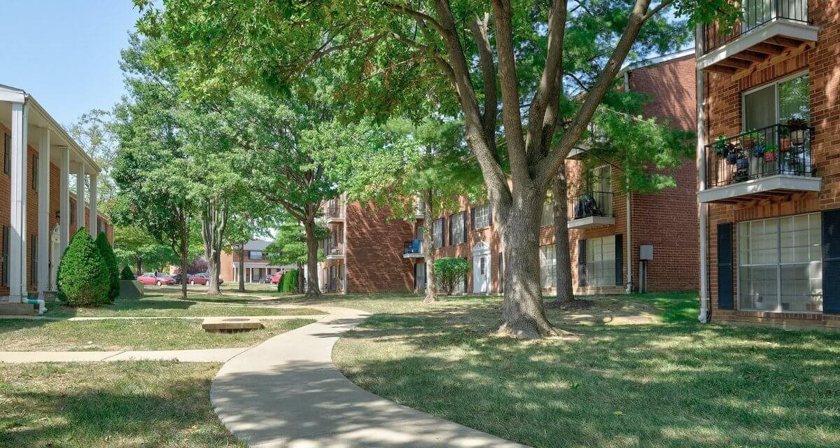 Southwoods | Apartments in Sappington, MO
