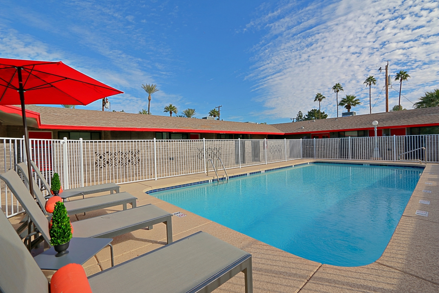 The Collins | Apartments in Phoenix, AZ