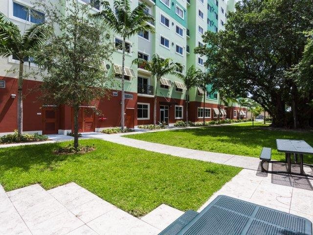 Photos and Video of Emerald Terrace in Miami, FL