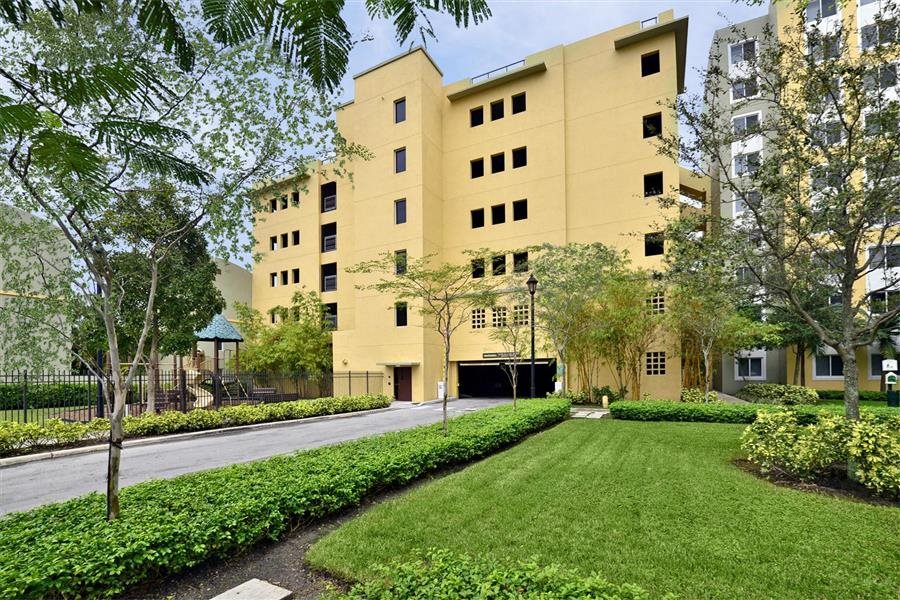 Photos and Video of Tuscan Place in Miami, FL