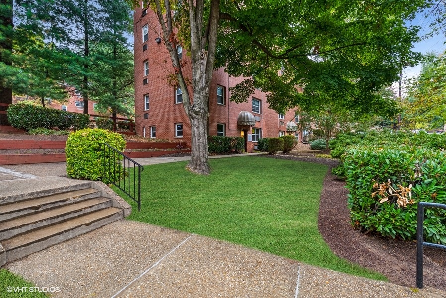 Croydon Manor Apartments | Apartments in Silver Spring, MD