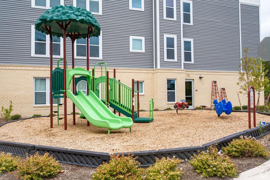 Stone Springs Apartments | Apartments in Sterling, VA