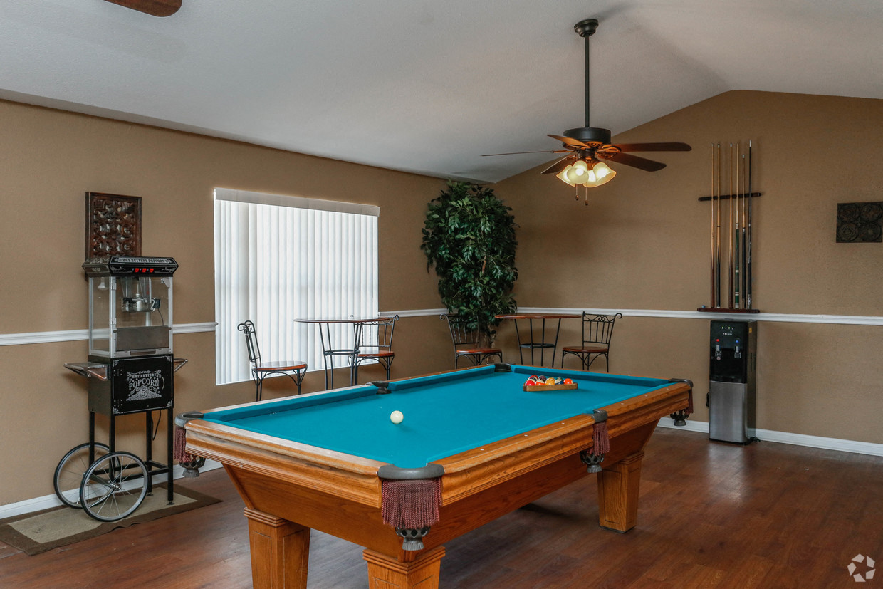 Photos and Video of Stafford Run in Stafford, TX